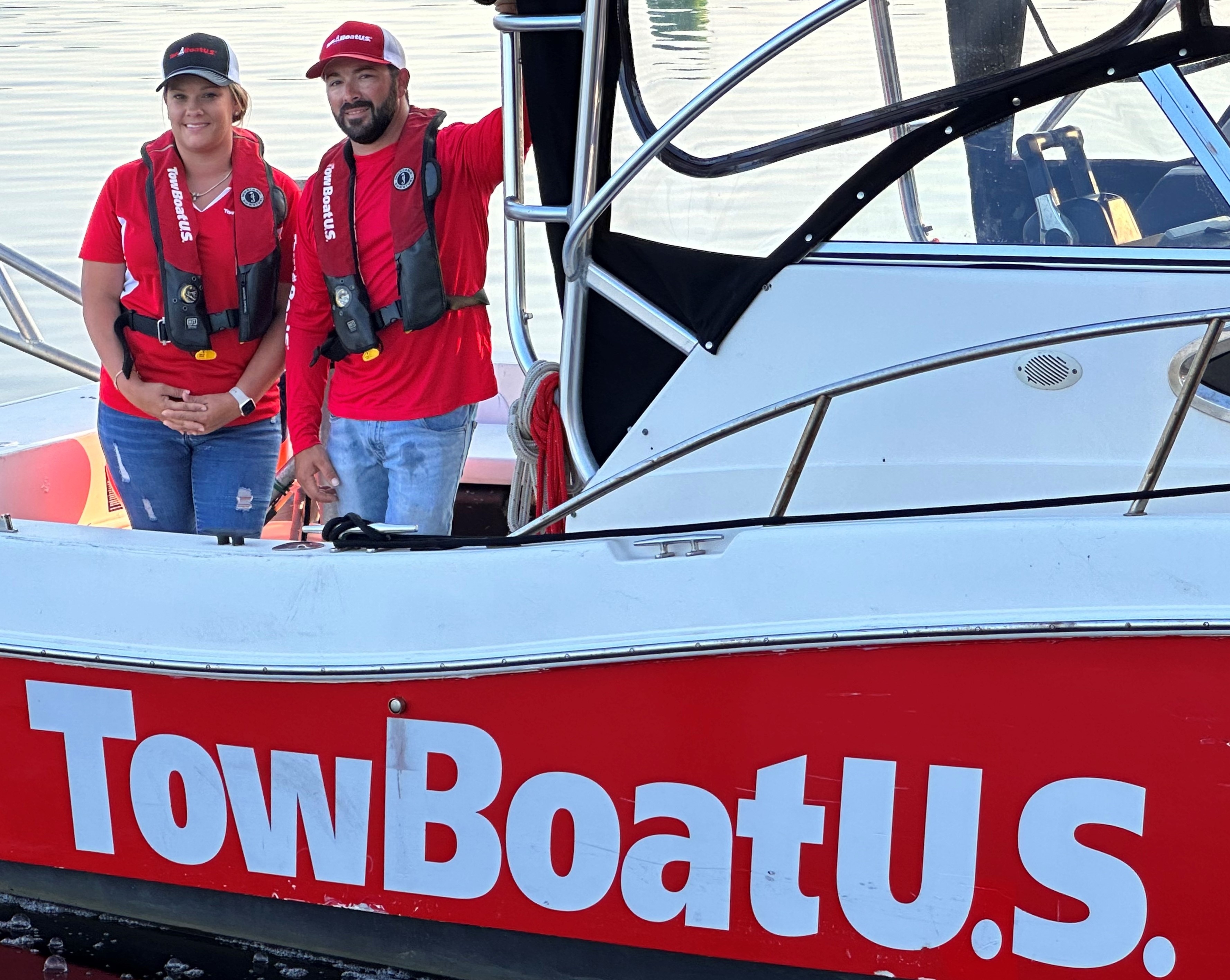 Capt. Daimin Barth Strikes Out on His Own as New Owner of TowBoatUS ...